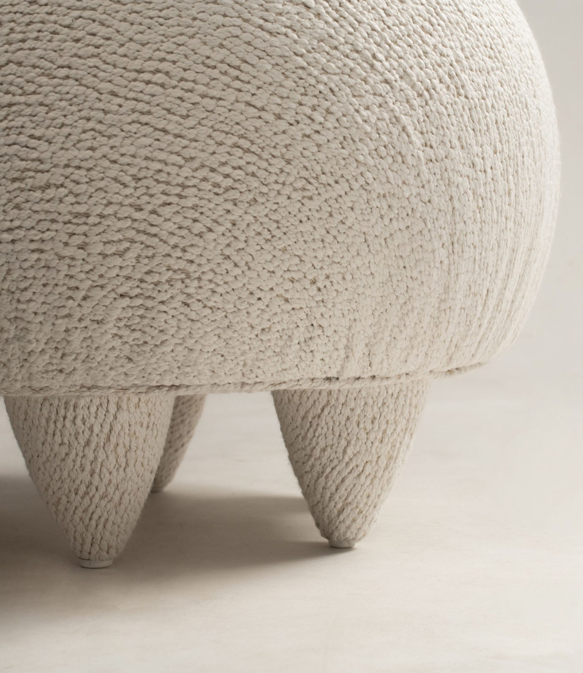 STUDIOTWENTYSEVEN • MEDUSA B.01 STOOL BY PIETRO FRANCESCHINI