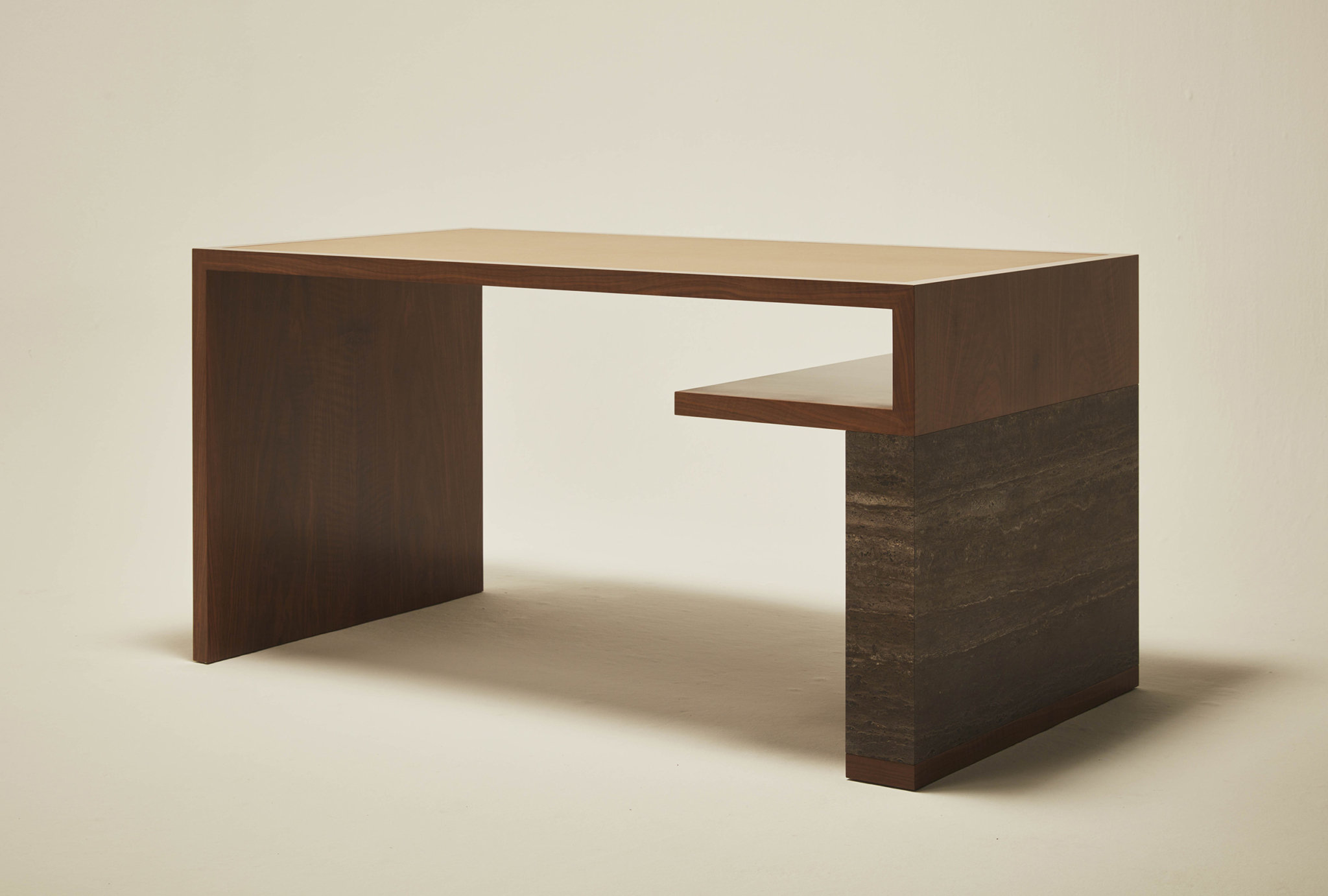 STUDIOTWENTYSEVEN • CONTINUOUS DESK BY FABIANA MACHADO