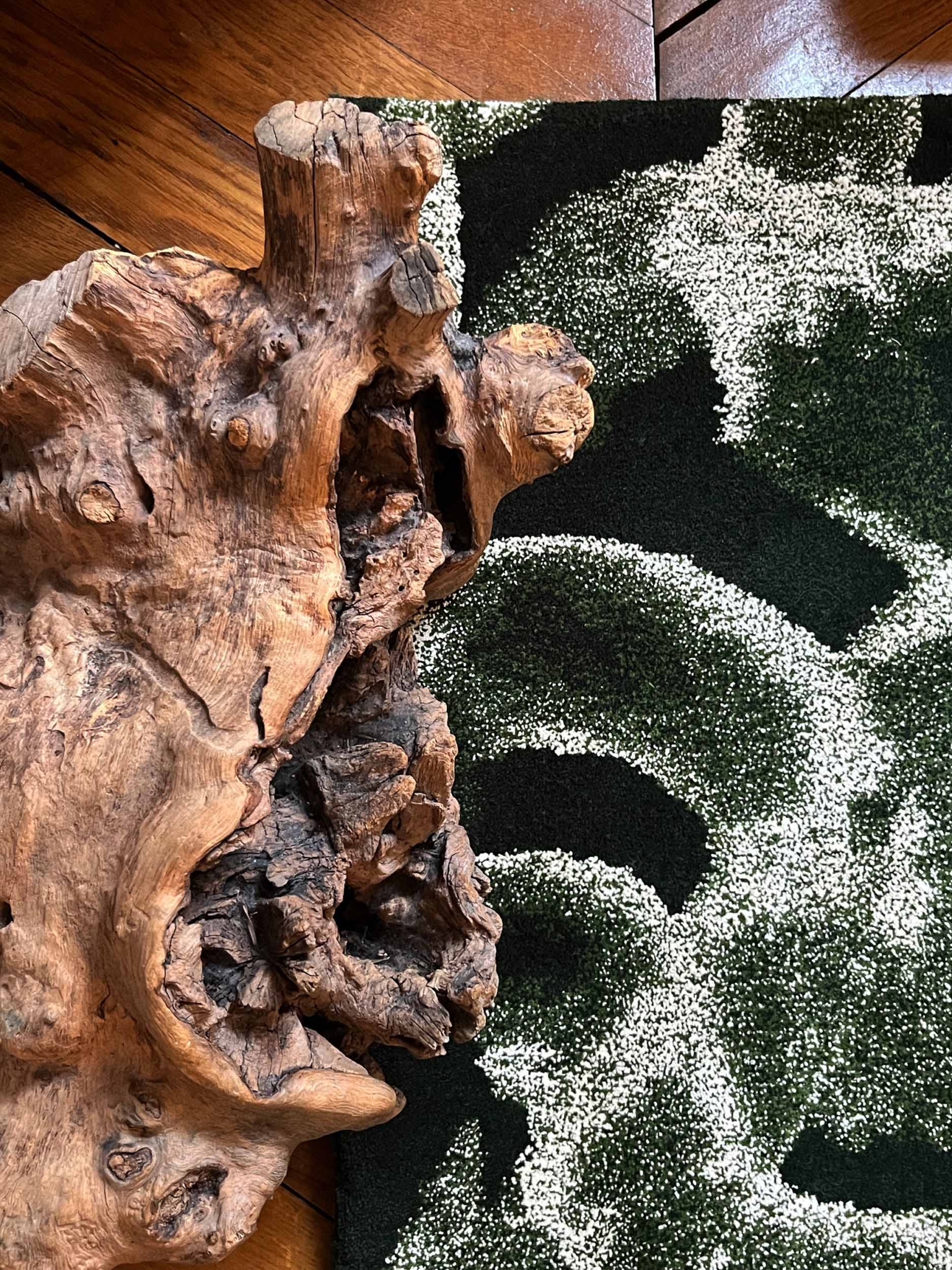 STUDIOTWENTYSEVEN • ENTRELACS CARPET BY ATELIERS PINTON